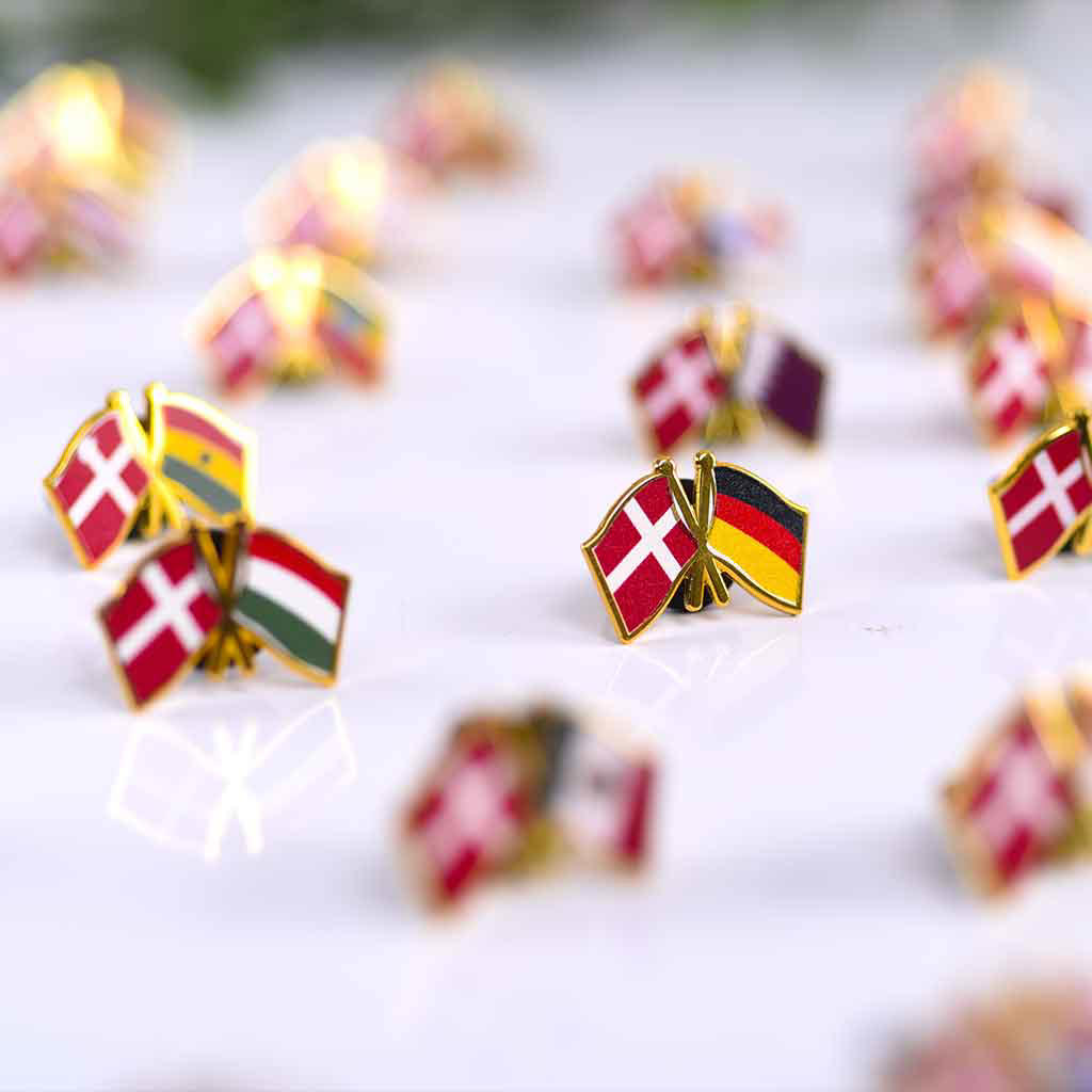 Pins og emblemer - Find alt fra pins til stofmærker i høj kvalitet